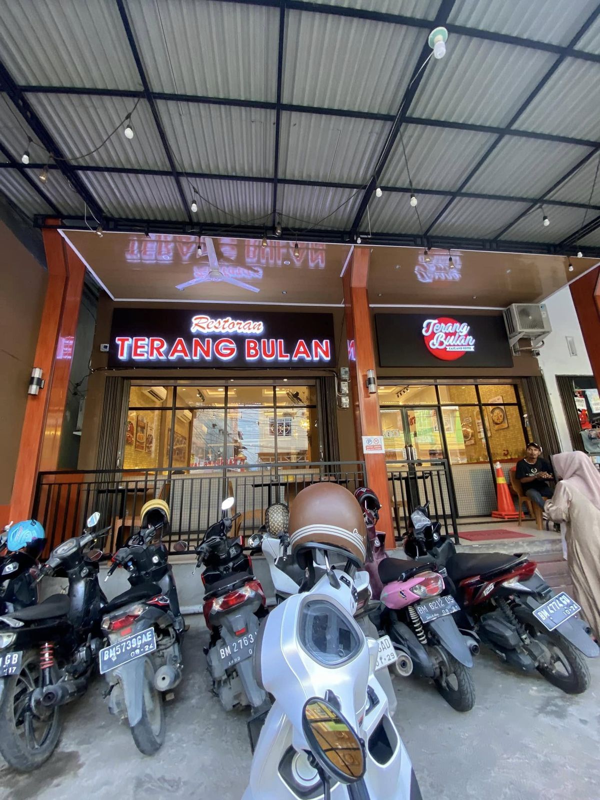 Lowongan Staff Admin (WFH) di PT TERANG BULAN CAFE, Kediri | Glints